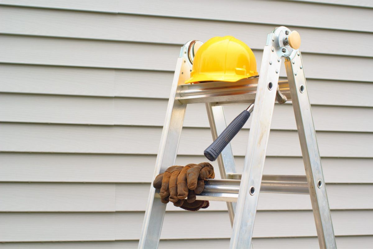 Benefits of Hiring a Professional Siding Contractor — 2FL Siding Pros